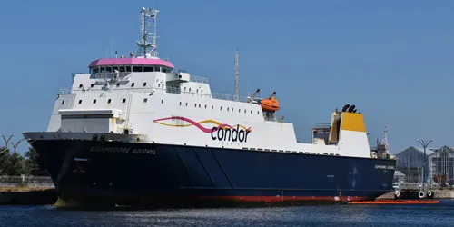 Track A Condor Ferries Cruise Ferry / Condor Ferries Cruise Ferry ...